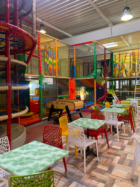 Trop Cool - Parc de jeux / Trampolines à Angoulins - Guide de Charente ...