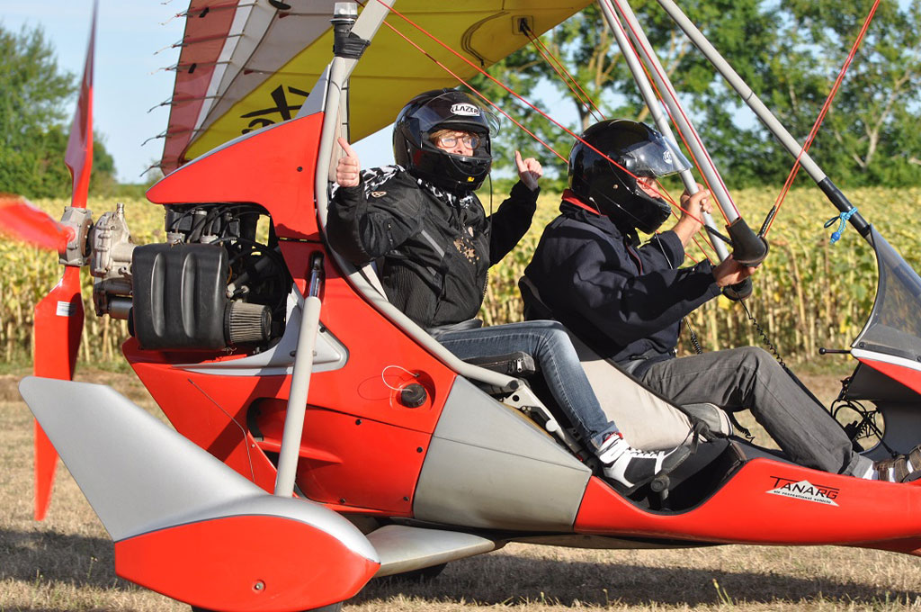 Club ULM les Ailes de la Voie Romaine - Balades en U.L.M à Nantillé ...